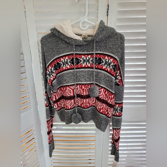 Yet Again | Sweaters | Yet Again Cropped Sweater Junior Size L | Poshmark